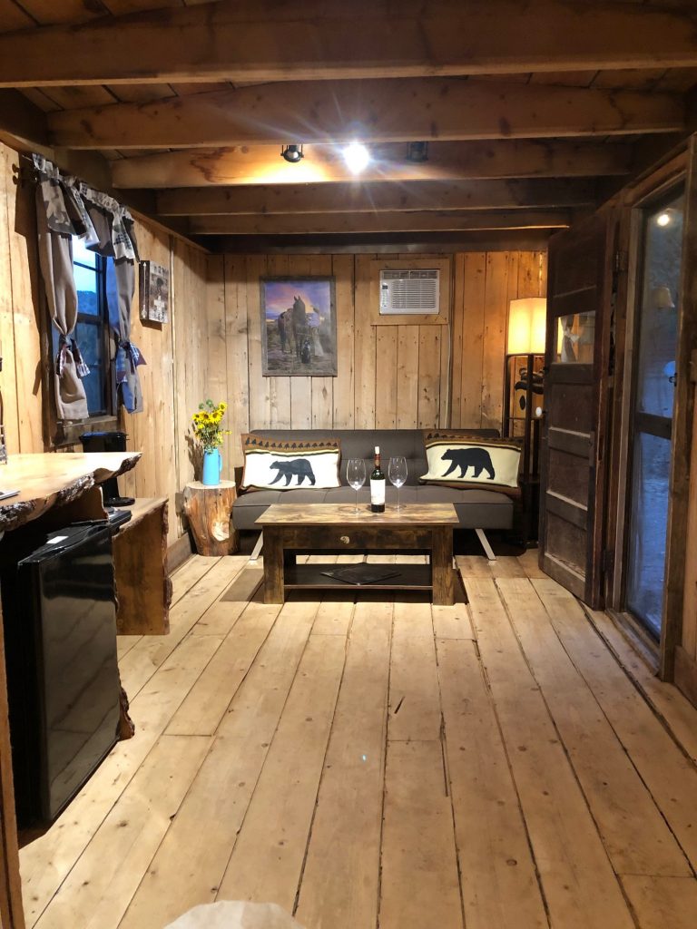 Rooms & Suites | GG-Ranch